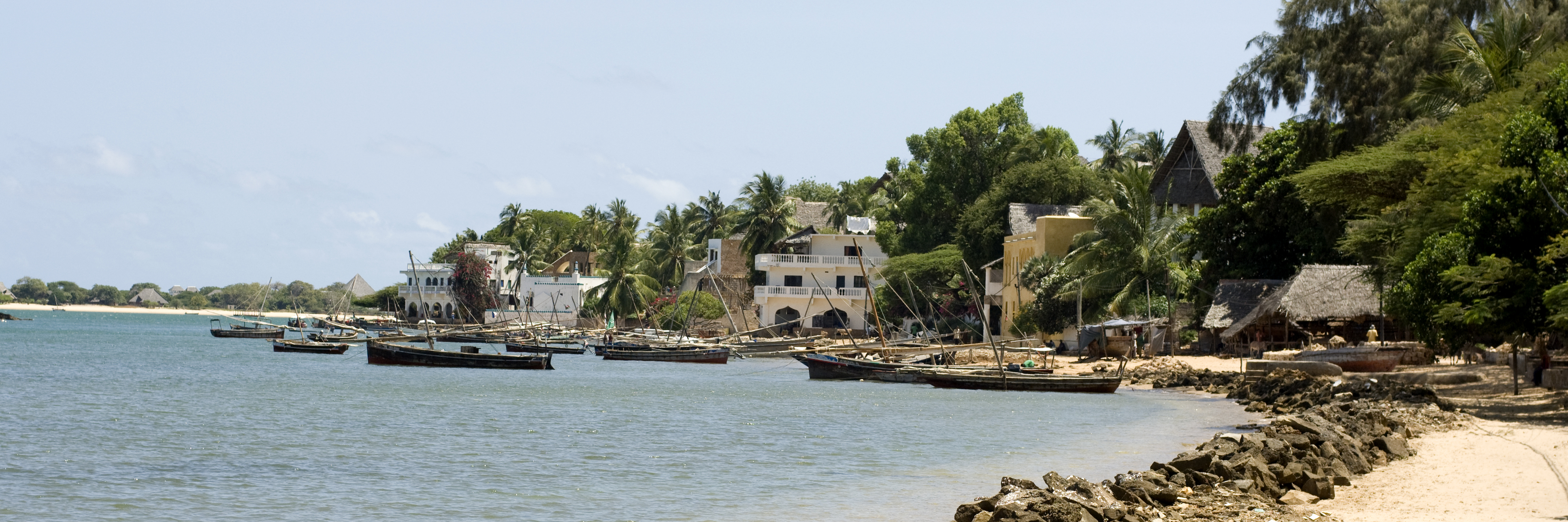 Lamu Island: Swahili Culture, Dhow Sailing & Boutique Stays